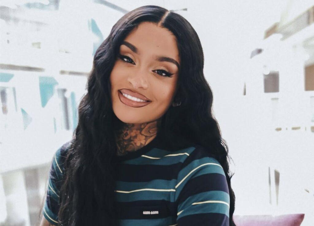 Kehlani’s “Nini’s Fluff & Fold” Brings Free Laundry Day to Single Moms ...